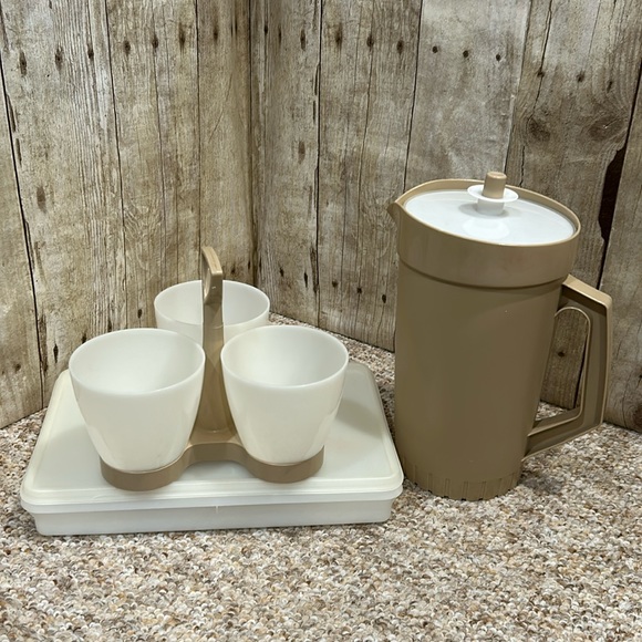 Tupperware | Dining | Vintage Tupperware Pitcher Condiment Server ...